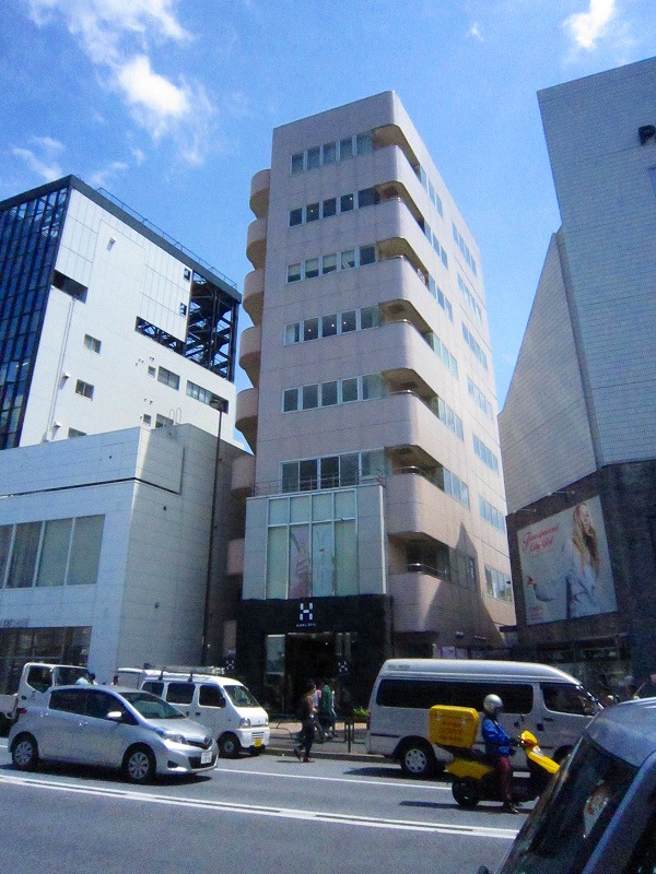 原宿山田ビルの建物情報 明治神宮前 東京都渋谷区神宮前六丁目12 23